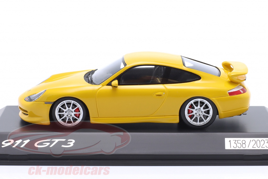 Minichamps 1:43 Porsche 911 (996) GT3 signalgelb WAP0209960R60Y Modellauto WAP0209960R60Y