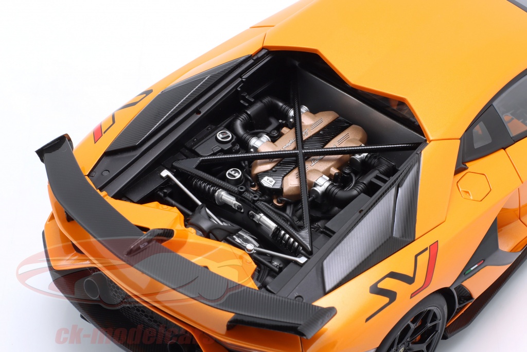 AUTOart 1:18 Lamborghini Aventador SVJ 建設年 2019 atlas オレンジ 79218 モデル 車 ...