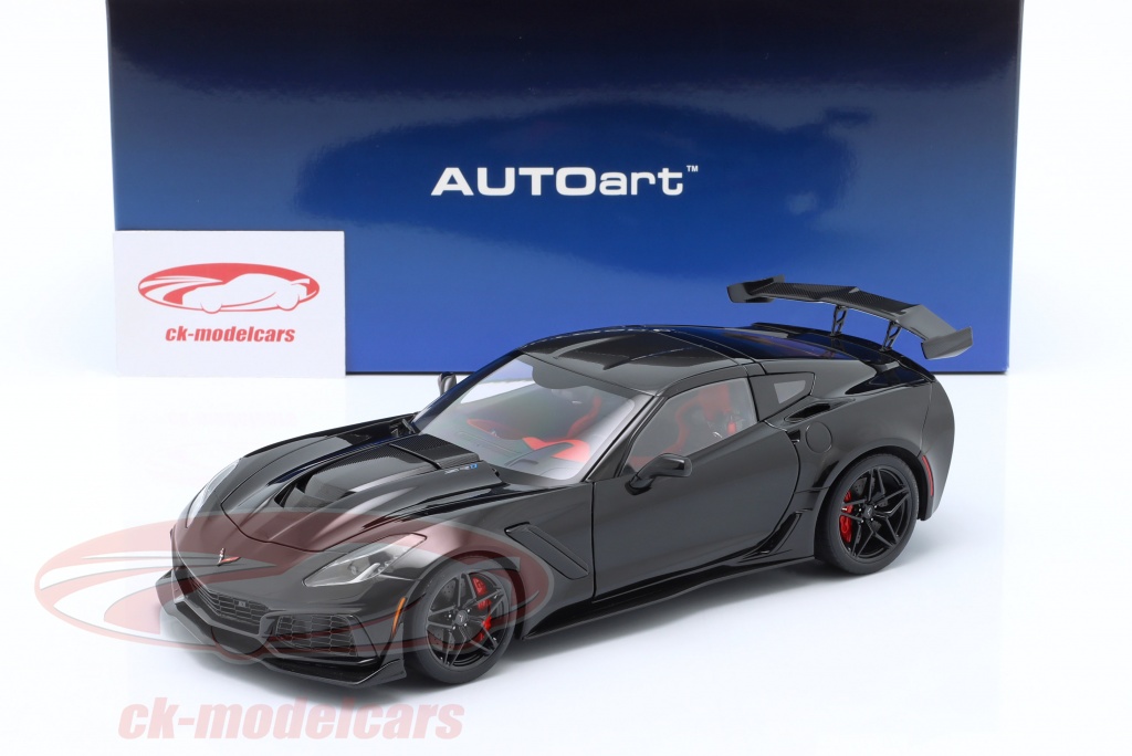 AUTOart 1:18 Chevrolet Corvette C7 ZR1 year 2019 black 71276 model car 71276 674110712766
