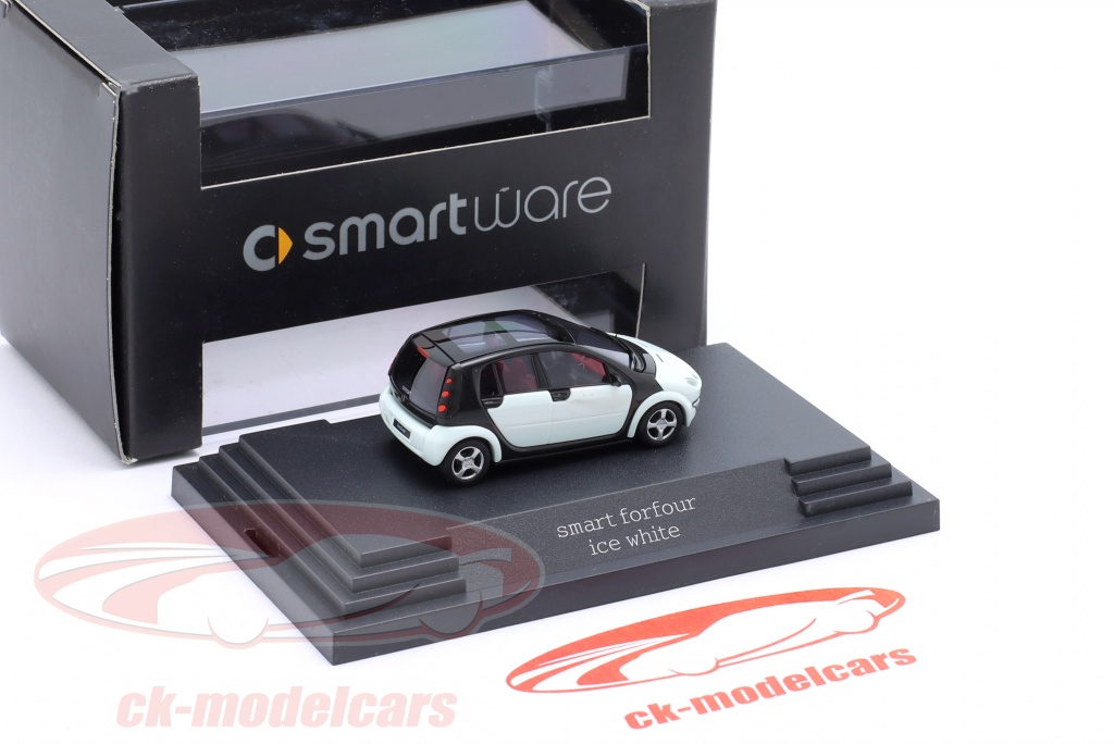 Busch 1:87 Smart Forfour Construction year 2004 - 2006 white CK86287 ...