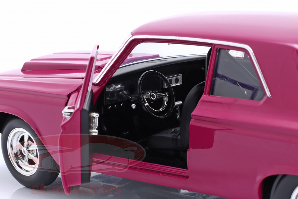GMP 1:18 Plymouth AWB "Moulin Rouge" 建設年 1965 ピンク / 紫 A1806510 モデル 車 ...