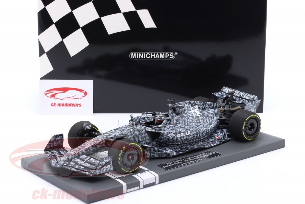 Minichamps 1:18 Zhou Guanyu Alfa Romeo C42 Formula 1 Test Barcelona ...