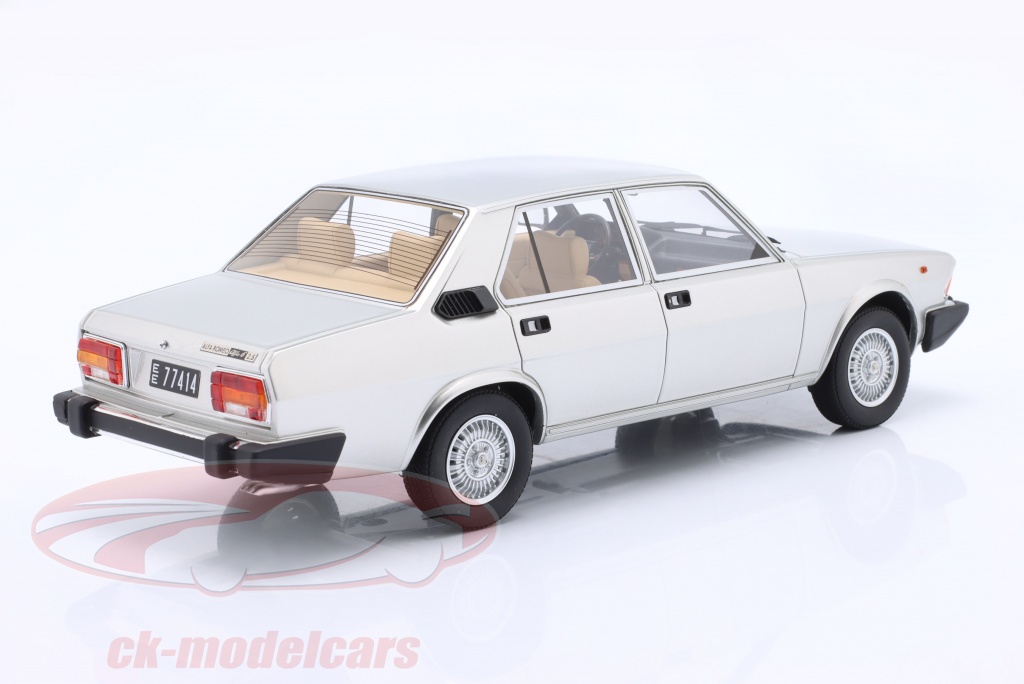 Cult Scale Models 1:18 Alfa Romeo Alfa 6 2.5 (Type 119) 1979-83 silver ...