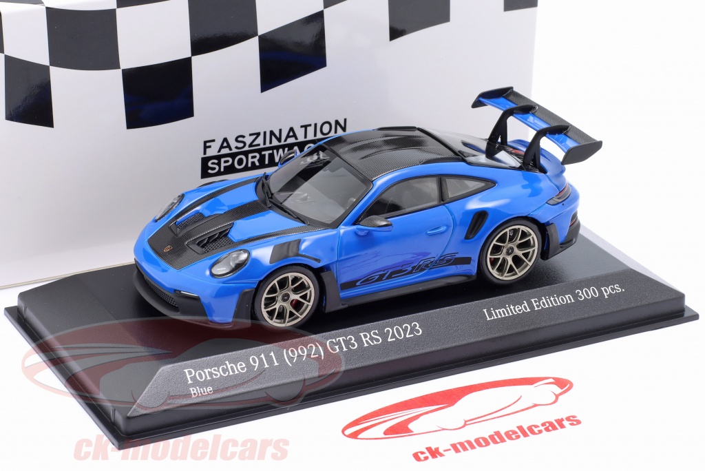 Minichamps 1:43 Porsche 911 (992) GT3 RS Weissach package 2023 blue / golden ones rims 413062110 ...