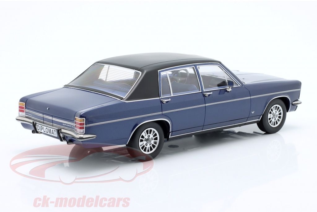 ModelCarGroup 1:18 Opel Diplomat B bleu métallique / noir givré ...