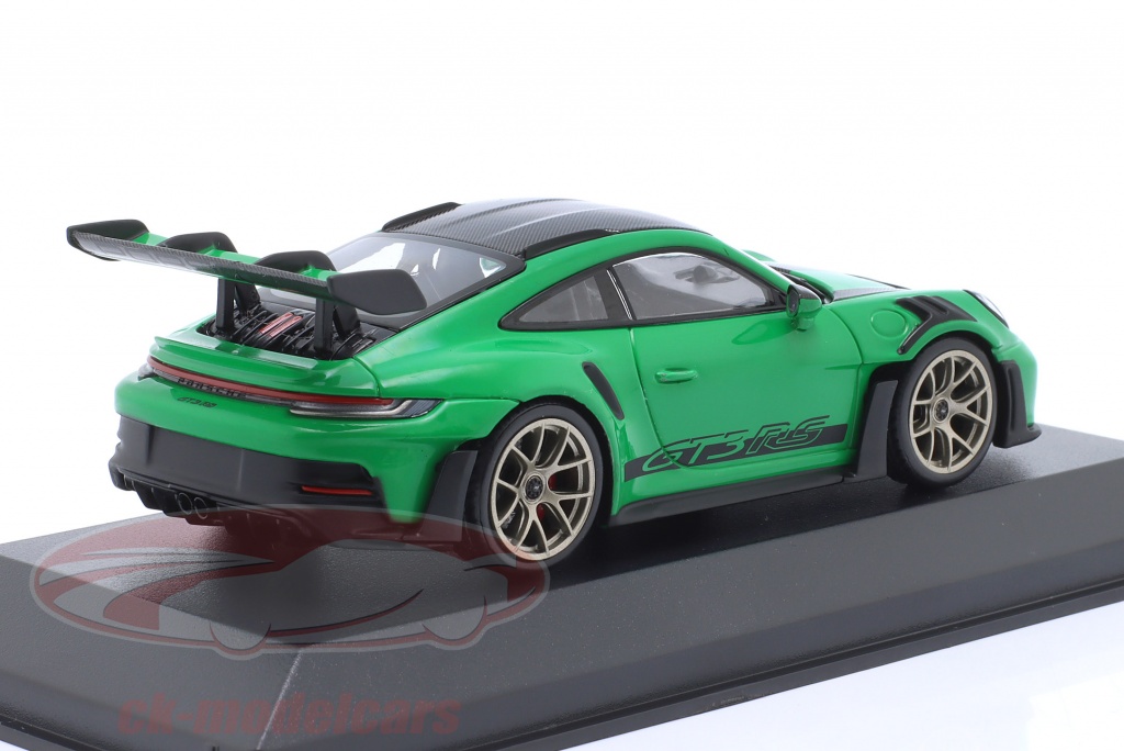 Minichamps 1:43 Porsche 911 (992) GT3 RS Weissach-Paket 2023 grün / goldene Felgen 413062111 ...