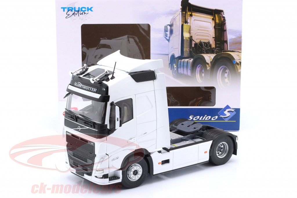 Solido 1:24 Volvo FH Globetrotter XL Sattelzugmaschine 2021 weiß S2400103 Modellauto S2400103 ...