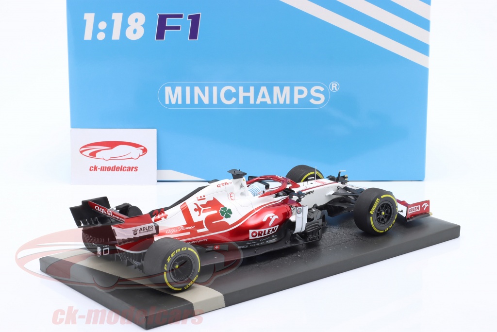 Minichamps 1:18 Zhou Guanyu Alfa Romeo C41 #24 fórmula 1 prueba Yas ...