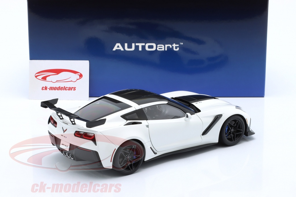 AUTOart 1:18 Chevrolet Corvette C7 ZR1 year 2019 arctic white 71270 ...