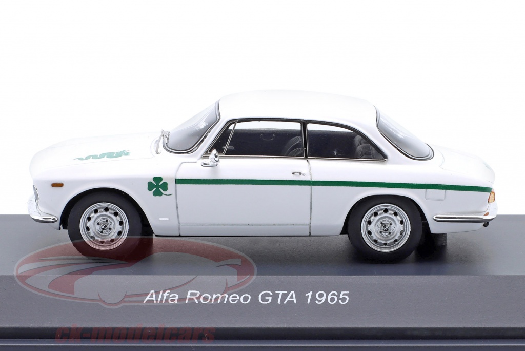Schuco 1:43 Alfa Romeo Giulia Sprint GTA year 1965 white 450934100 ...
