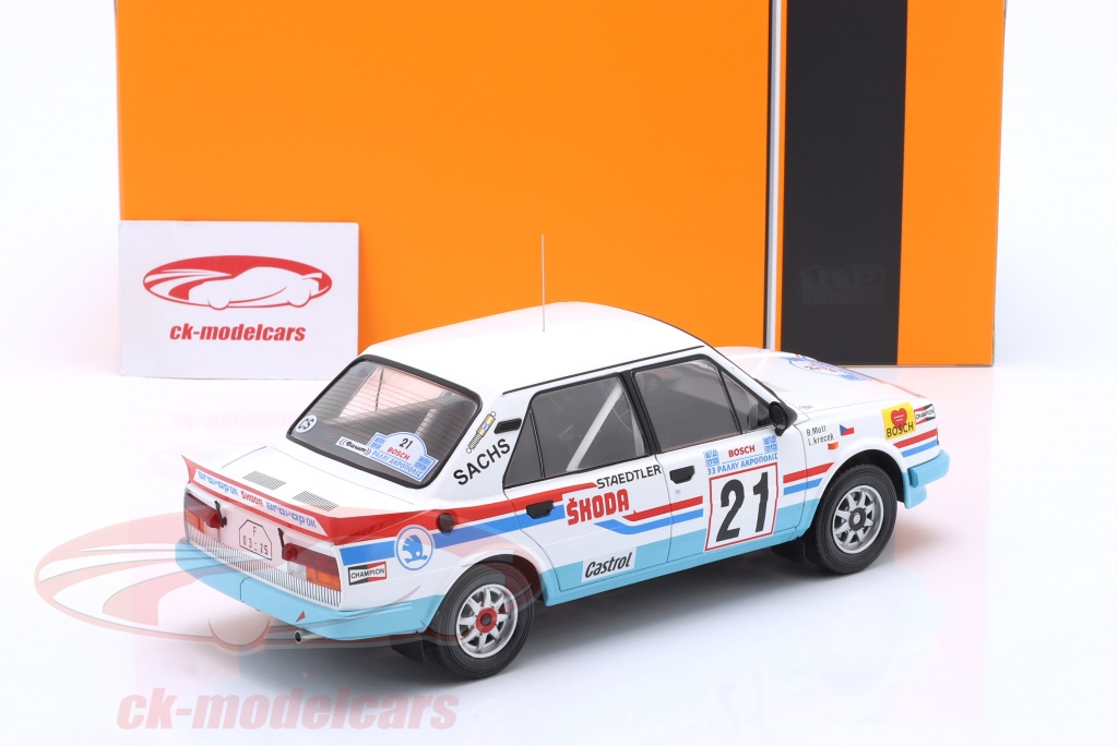Ixo 1:43 Skoda 130 LR #21 verzameling acropolis 1986 Krecek, Motl 1:18 ...