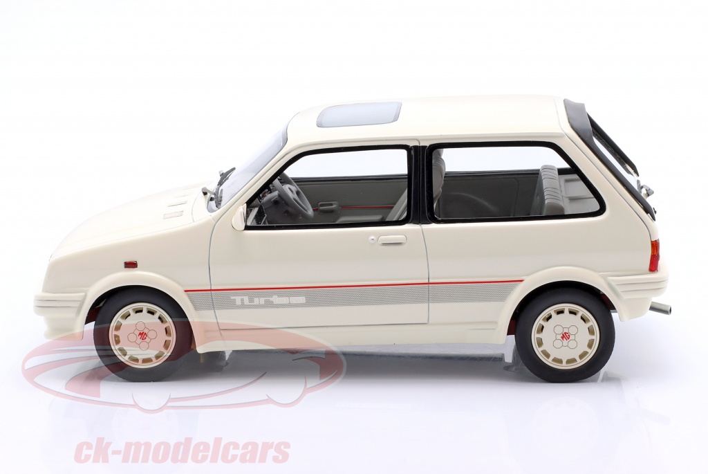 Cult Scale Models 1:18 MG Metro Turbo year 1986-1990 white CML170-1 ...