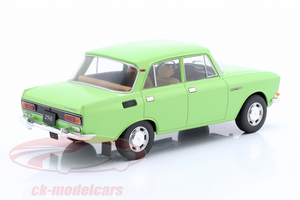 WhiteBox 1:24 Moskwitsch 2140 year 1975 light green WB124203 model car ...