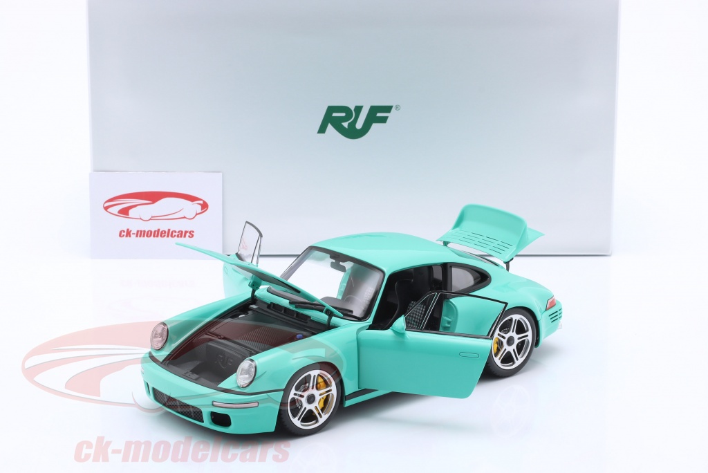 Almost Real 1:18 Porsche RUF SCR Bouwjaar 2018 muntgroen ALM880206 ...