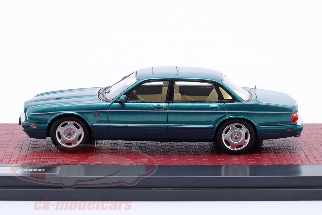 Matrix 1:43 Jaguar XJR X300 Año de construcción 1994-1997 azul verde ...