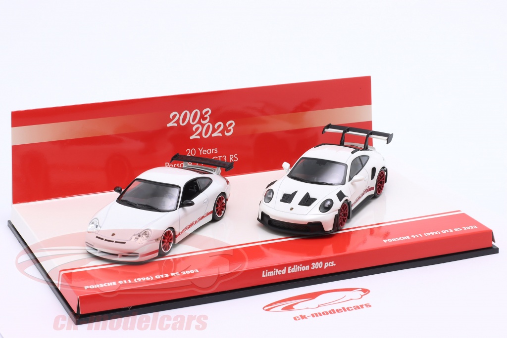 Minichamps 1:43 2-Car Set 20 年 Porsche 911 GT3 RS: 996 (2003) & 992 (2023) 413062190 モデル 車 ...