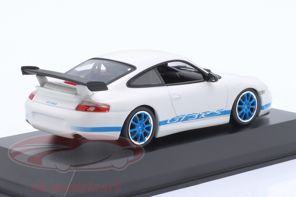 Minichamps 1:43 Porsche 911 (996) GT3 RS Baujahr 2002 weiß / blaue Felgen 403062029 Modellauto ...