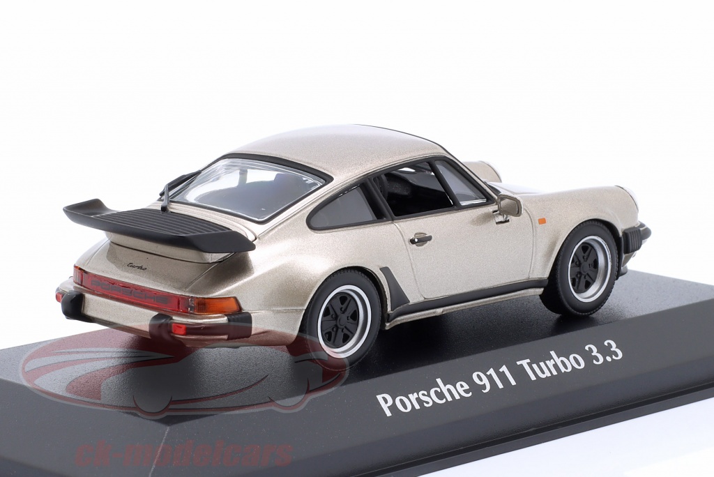 Minichamps 1:43 Porsche 911 (930) Turbo 3.3 Año de construcción 1977 luz de oro metálico ...