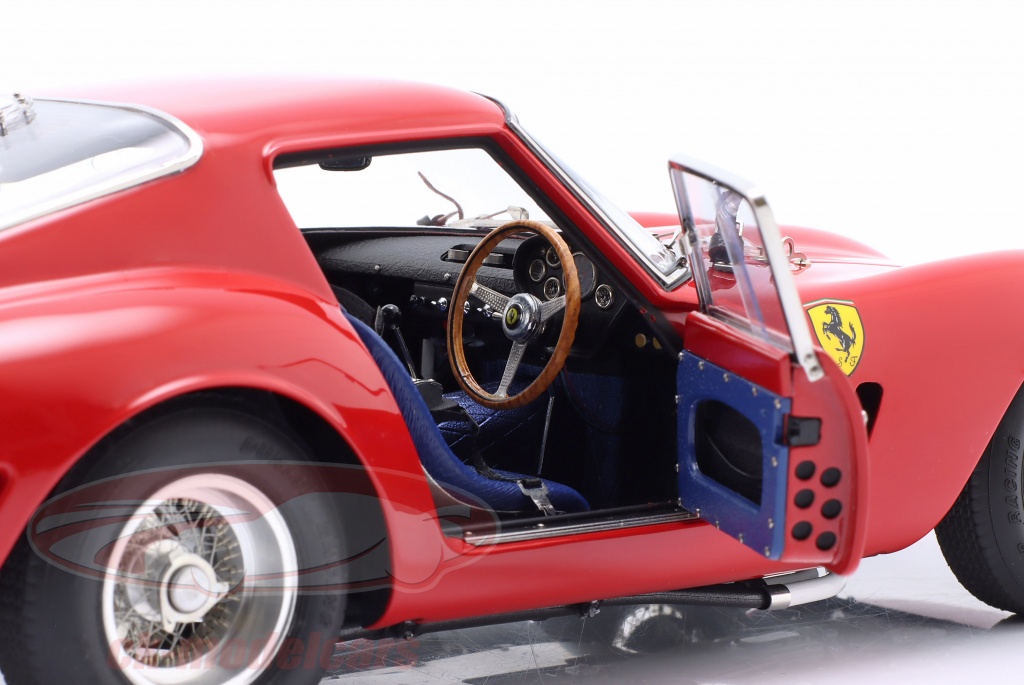 CMC 1:18 Ferrari 250 GTO RHD London Motor Show 1962 Ron Fly M-256 ...