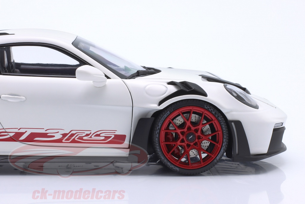 Minichamps 1:18 Porsche 911 (992) GT3 RS Année de construction 2022 ...
