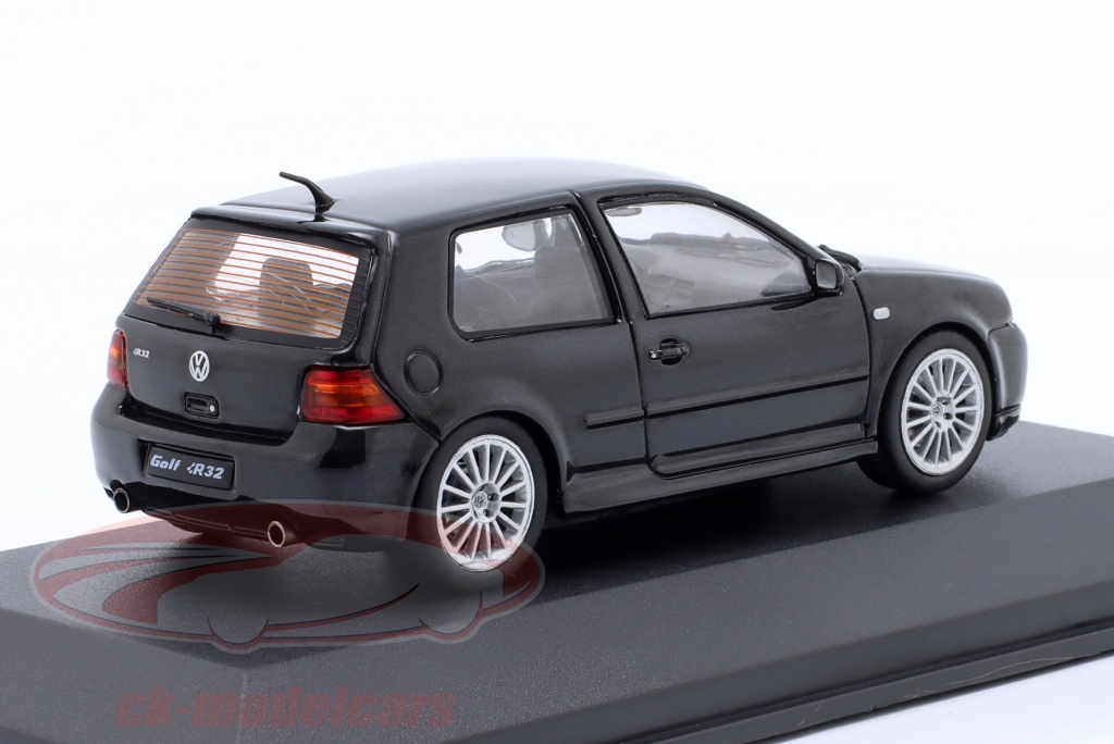Solido 1:43 Volkswagen VW Golf IV R32 建設年 2003 黒 S4313603 モデル 車 ...