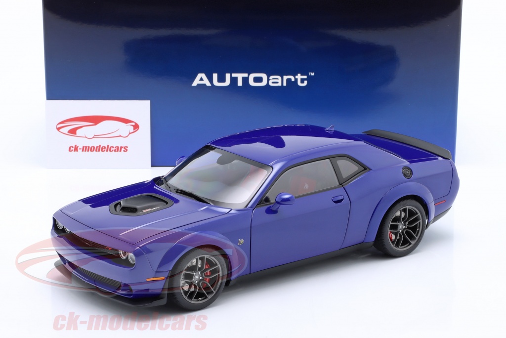 AUTOart 1:18 Dodge Challenger R/T Scat Pack Shaker Widebody 2022 indigo ...