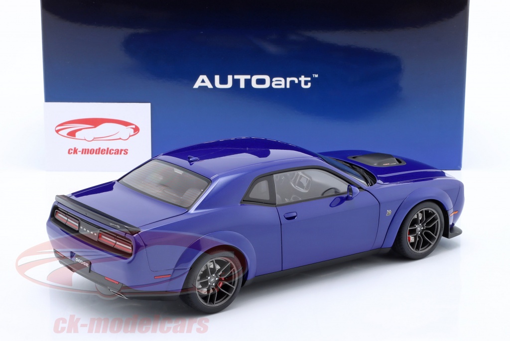 AUTOart 1:18 Dodge Challenger R/T Scat Pack Shaker Widebody 2022 indigo ...