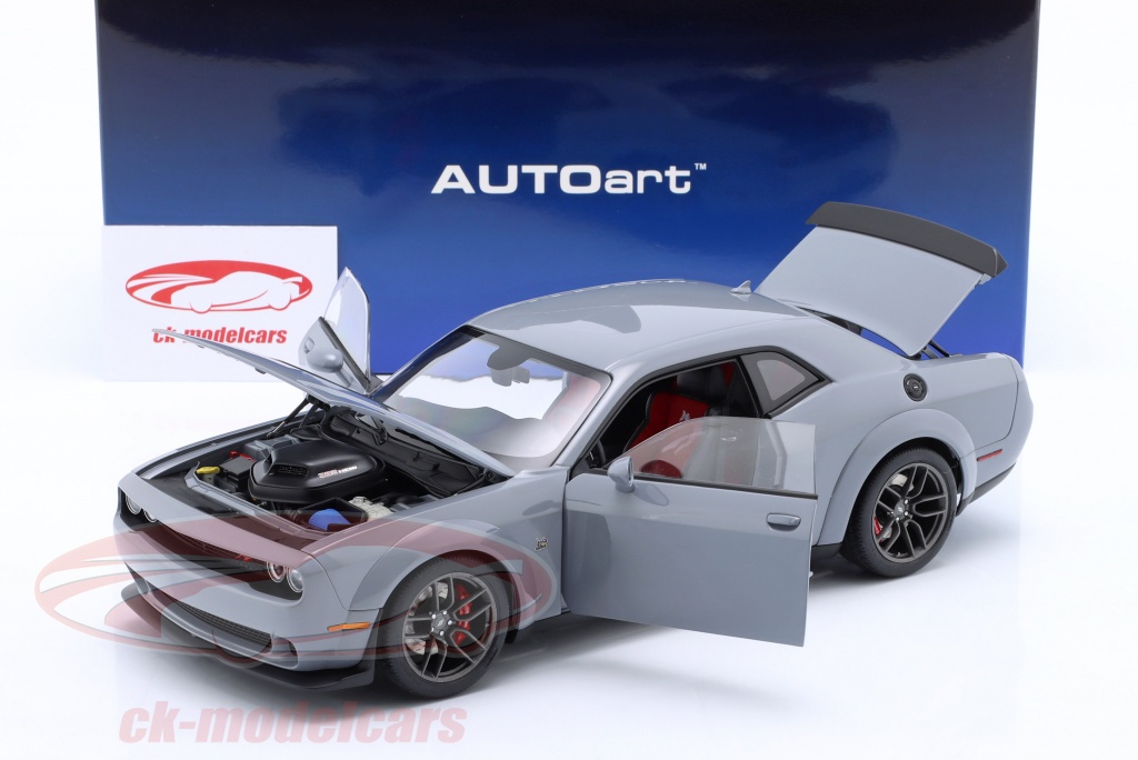 AUTOart 1:18 Dodge Challenger R/T Scat Pack Shaker Widebody 2022 grey ...