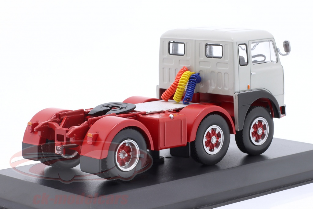 Ixo 1:43 Fiat 690 T1 Truck year 1961 greyy TR176.22 model car TR176.22 ...