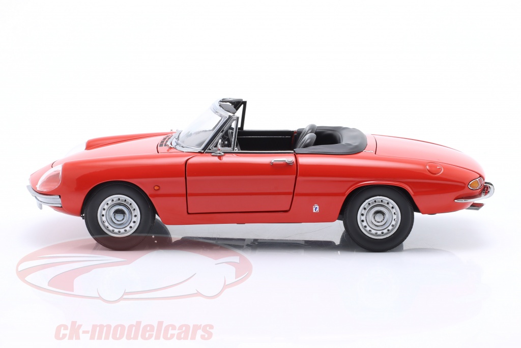 Touring Modelcars 1:18 Alfa Romeo Duetto 1600 Spider year 1966 red ...