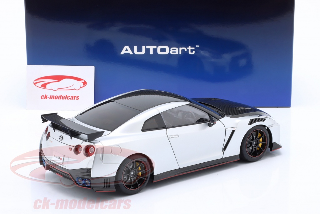 AUTOart 1:18 Nissan Skyline GT-R (R35) Nismo Special Edition Baujahr ...