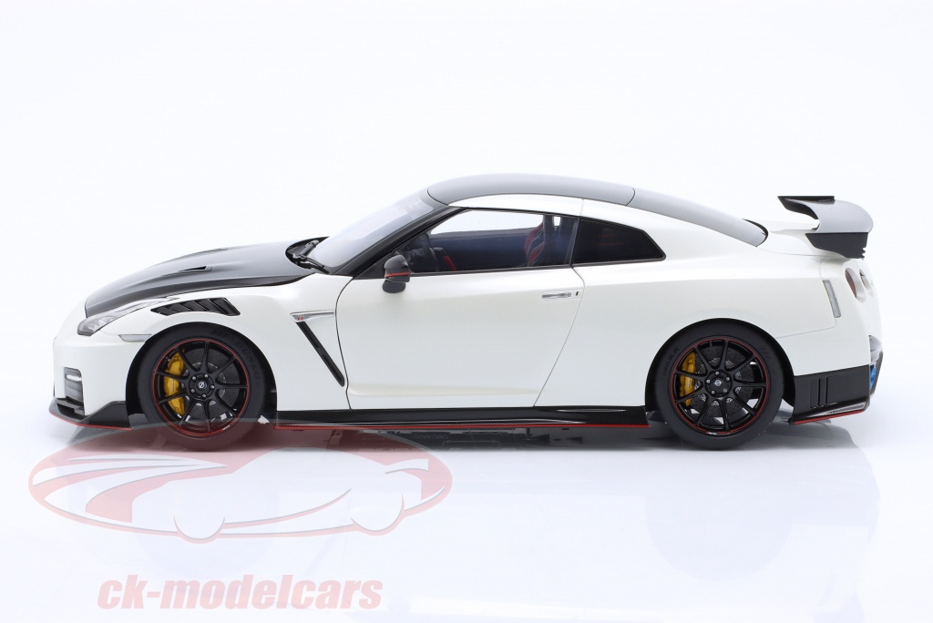 AUTOart 1:18 Nissan Skyline GT-R (R35) Nismo Special Edition Bouwjaar ...