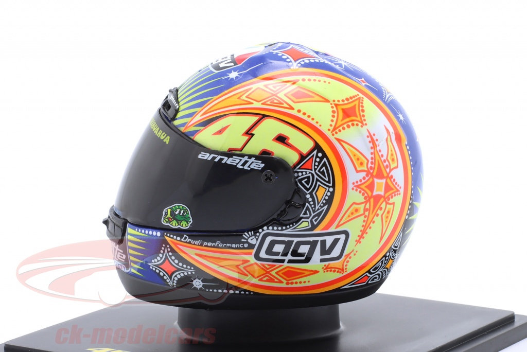 Spark 1:5 Valentino Rossi #46 MotoGP World Champion 2002 helmet ...