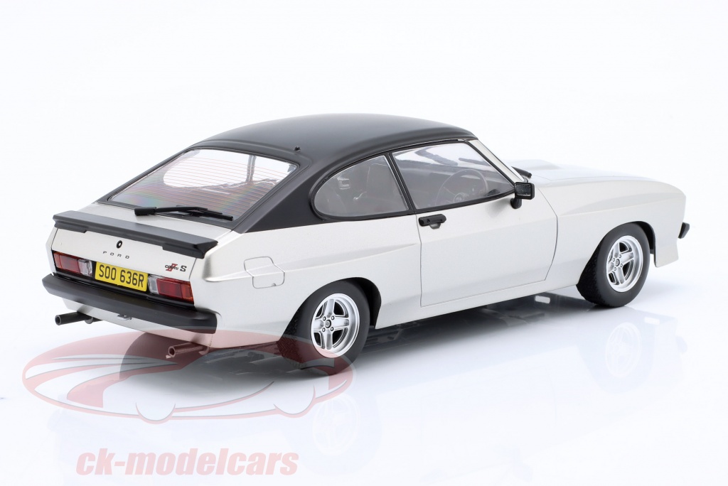 ModelCarGroup 1:18 Ford Capri MK2 X-Pack RHD 建設年 1975 銀 メタリックな MCG18349 ...