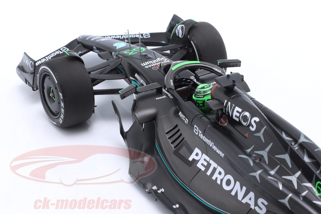 Minichamps 1:18 G. Russell Mercedes-AMG F1 W14 #63 7th Bahrain GP ...