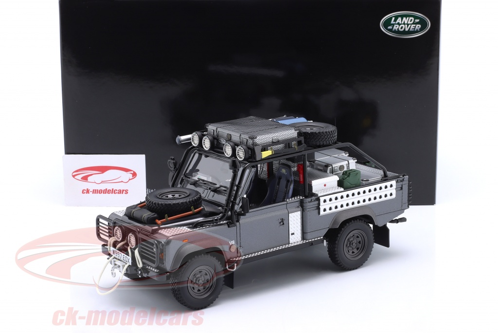 Kyosho 1:18 Land Rover Defender 90 Pick-Up 2001 Lara Croft Tomb Raider ...