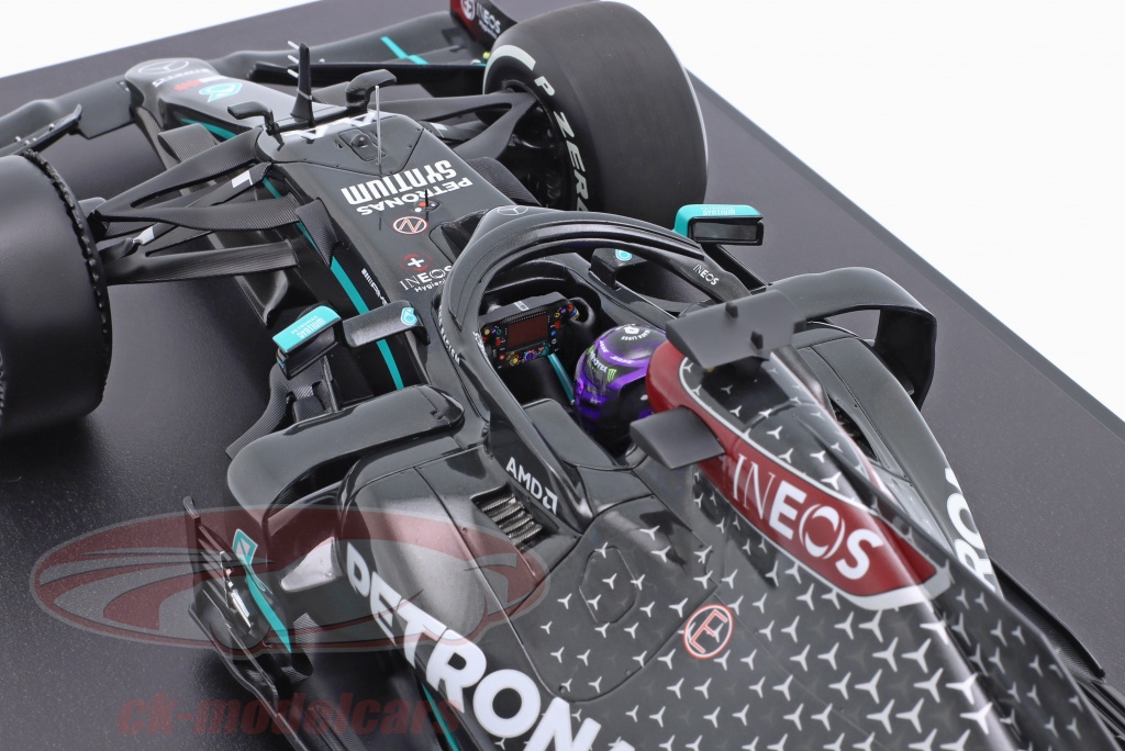 Minichamps 1:12 L. Hamilton Mercedes-AMG F1 W11 #44 Winner British GP ...