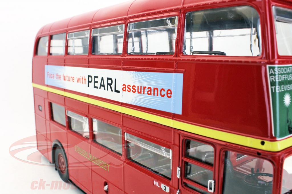Sun Star Models 1:24 Routemaster London Bus 1961 production première ...