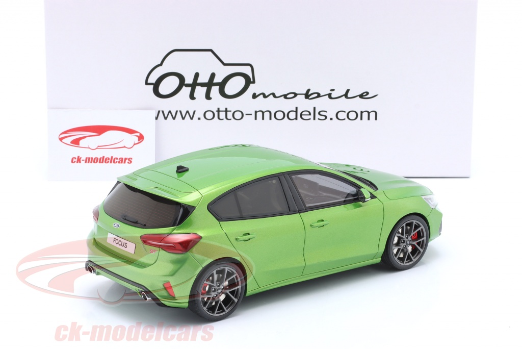 Ottomobile 1:18 Ford Focus MK5 ST Phase 2 建設年 2022 緑 OT450 モデル 車 OT450 ...