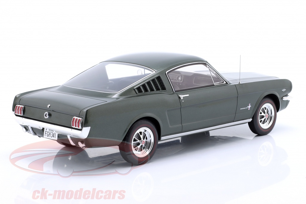 Ottomobile 1:12 Ford Mustang Fastback year 1965 dark green G079 model ...