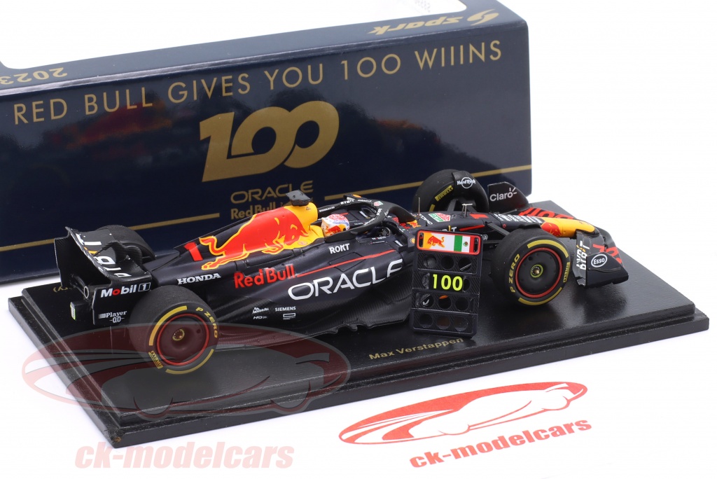 Spark 1:43 M. Verstappen Red Bull RB19 #1 gagnant canadien GP formule 1 Champion du monde 2023 ...