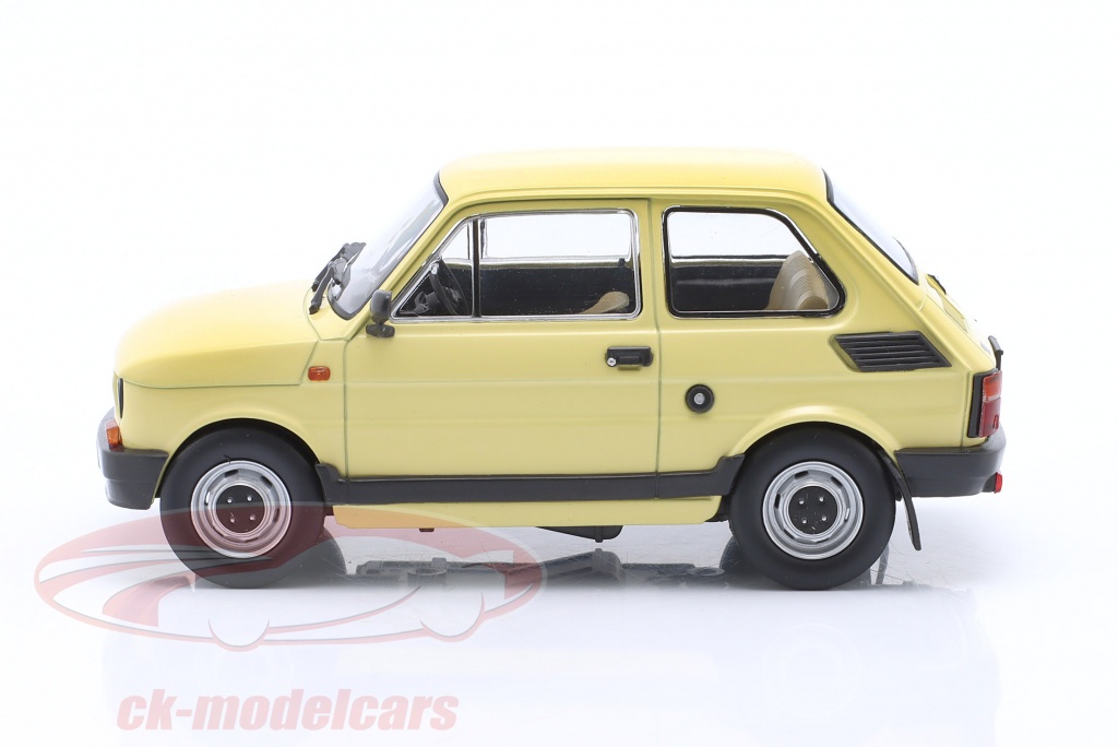 WhiteBox 1:24 Fiat 126P Año de construcción 1985 amarillo claro WB124217 modelo coche WB124217 ...