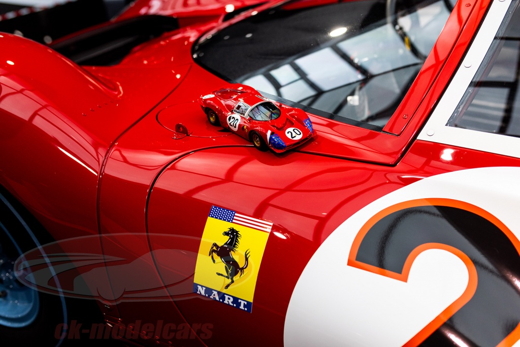 1:18 3-Car Set: OM Fiat 150 Rolf Racing transporter with 2x Ferrari 330 ...