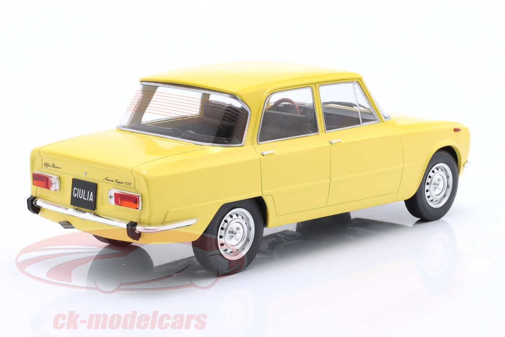 ModelCarGroup 1:18 Alfa Romeo Giulia Nuova Superyear 1974 light yellow ...