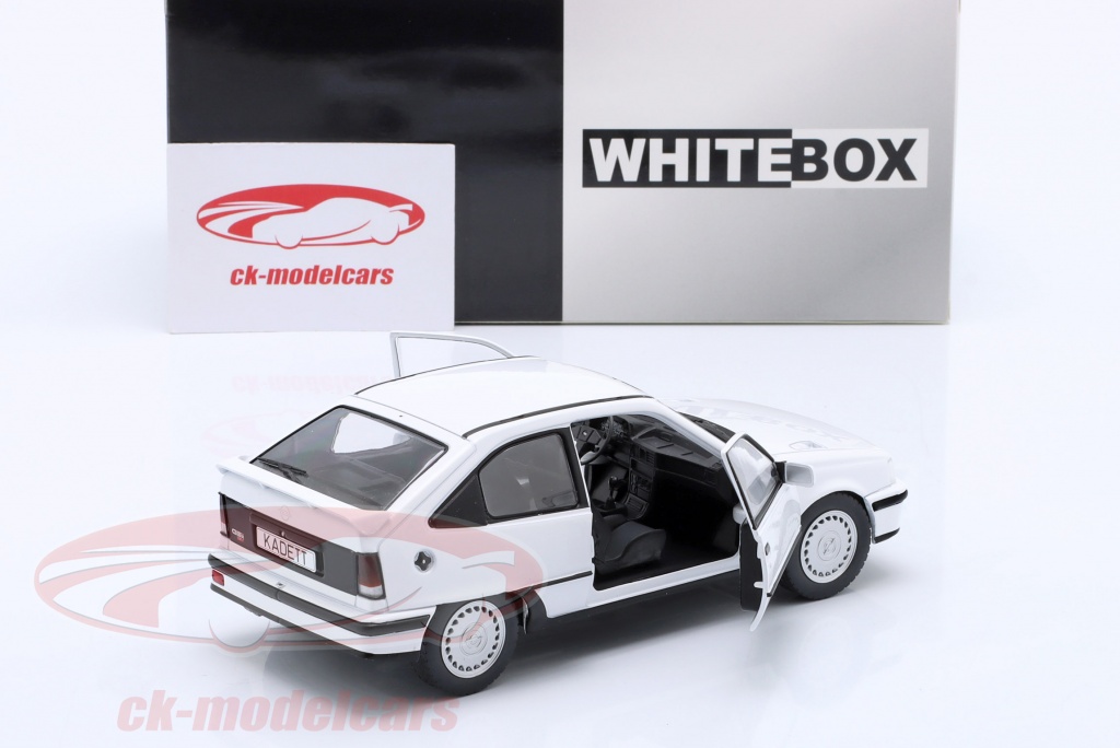 WhiteBox 1:24 Opel Kadett E GSI year 1985 white WB124221 model car WB124221 4052176796696