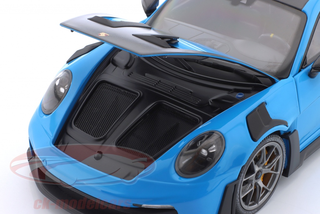 Minichamps 1:18 Porsche 911 (992) GT3 RS Paquete Weissach 2024 azul / plata llantas 110062022 ...