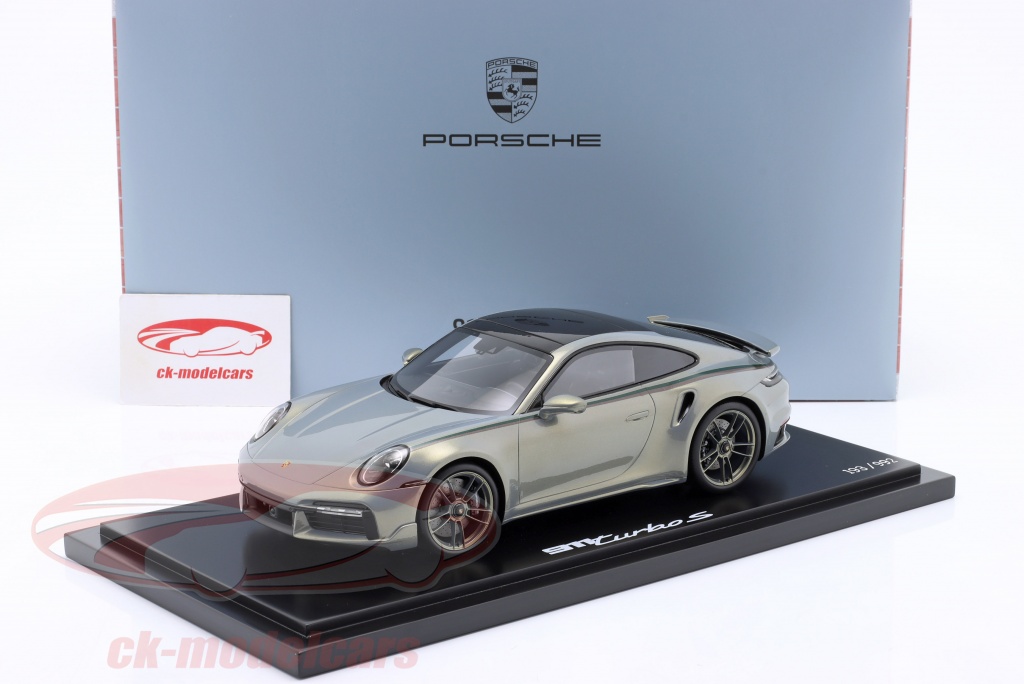 Spark 1:18 Porsche 911 (992) Turbo S Sonderwunsch Urban Bamboo ...