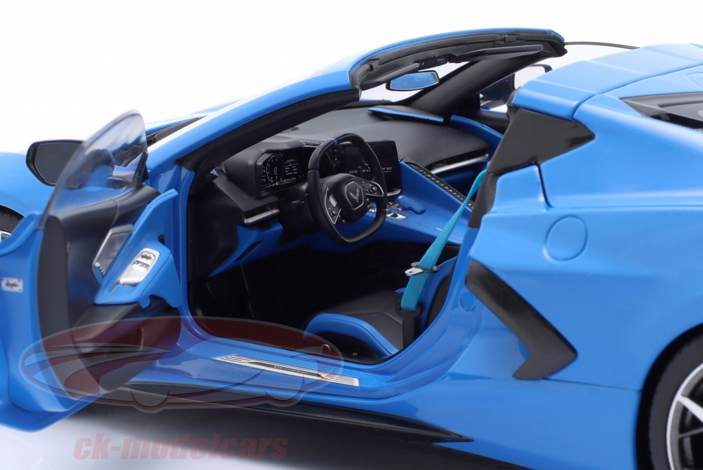 AUTOart 1:18 Chevrolet Corvette C8 Stingray Z51 year 2020 rapidblue ...