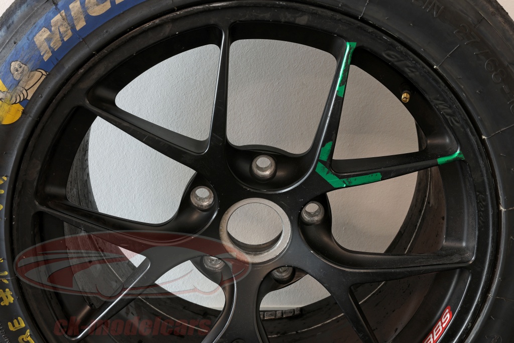 Original Michelin Racing tires on Porsche Cayman GT4 CS MR BBS rim RR ...
