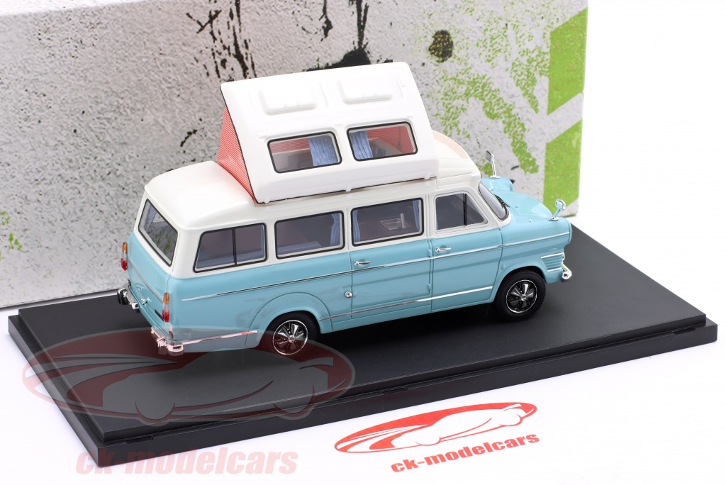 AutoCult 1:43 Ford Transit MK1 Camper 建設年 1973 ライトブルー 09020 モデル 車 09020